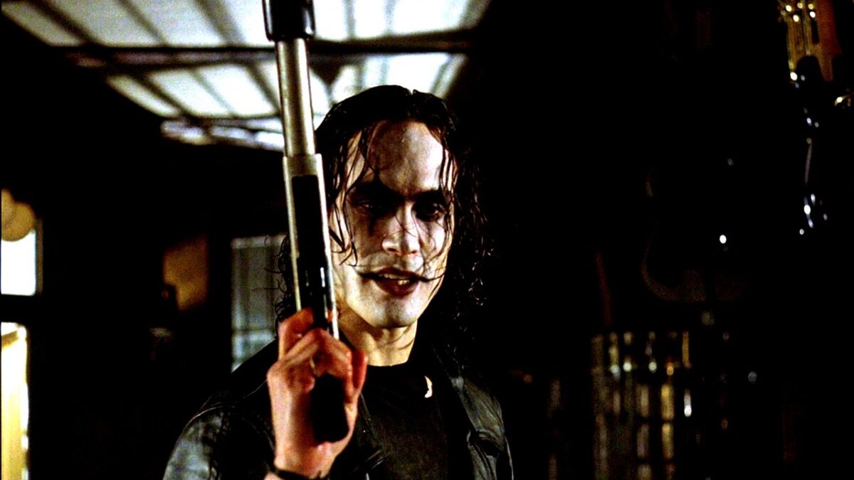 The Crow: Ετοιμάζεται νέο remake της σειράς - Ποιοι θα πρωταγωνιστούν ...