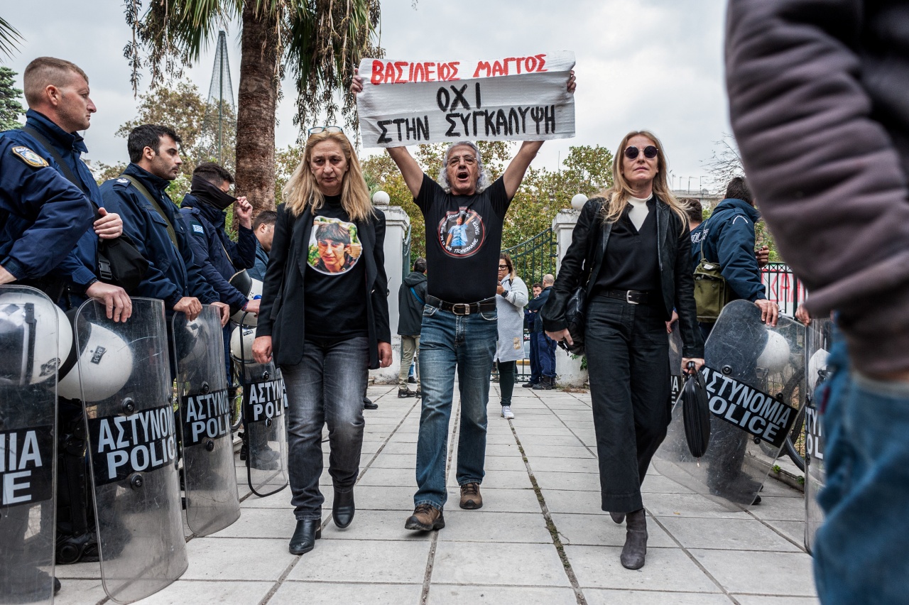 Υπόθεση Βασίλη Μάγγου: Αναβλήθηκε η δίκη για τον Μάρτιο του 2023 (video ...