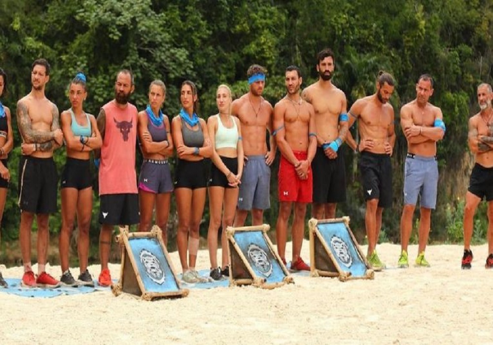 Survivor: Αυτές είναι οι δυο παίκτριες που πιάστηκαν με κινητό (VIDEO ...