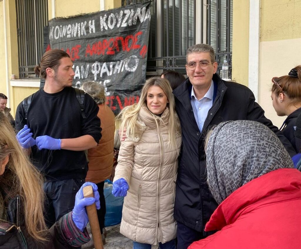 Ένα μεγάλο κυριακάτικο τραπέζι στη μνήμη του Αλέξανδρου Νικολαϊδη - The ...