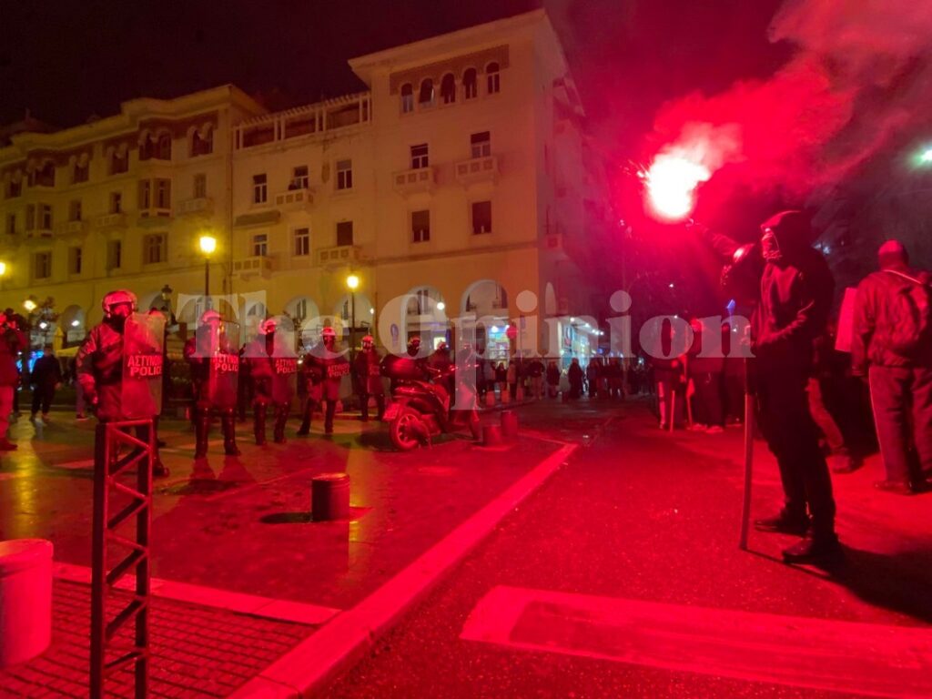 Θεσσαλονίκη: Νέα πορεία αντιεξουσιαστών για τα Τέμπη (ΦΩΤΟ-VIDEO) - The ...