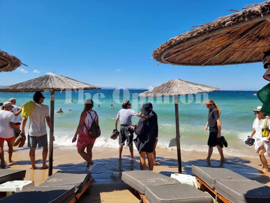 «Ελεύθερες παραλίες»: Νέα κινητοποίηση σήμερα στη Χαλκιδική - The Opinion