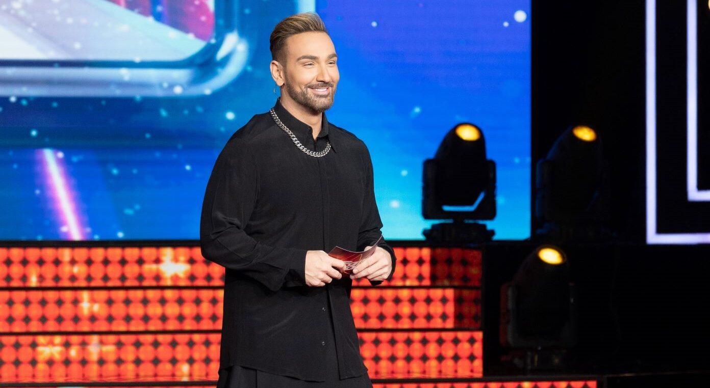 «Fame Story Live»: Τι θα δούμε στο αποψινό 9ο live με τον Νίκο Κοκλώνη ...
