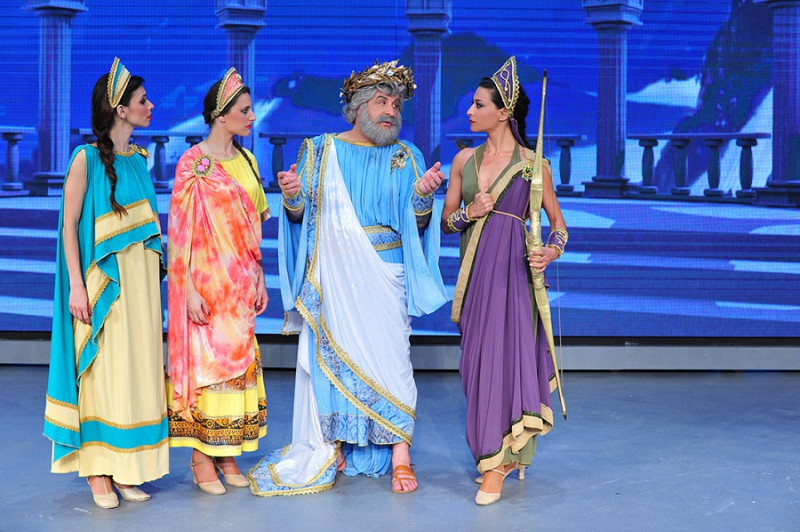 Μάρκος Σεφερλής at the theatre: Αγάπη μόνο! (VIDEO) - The Opinion