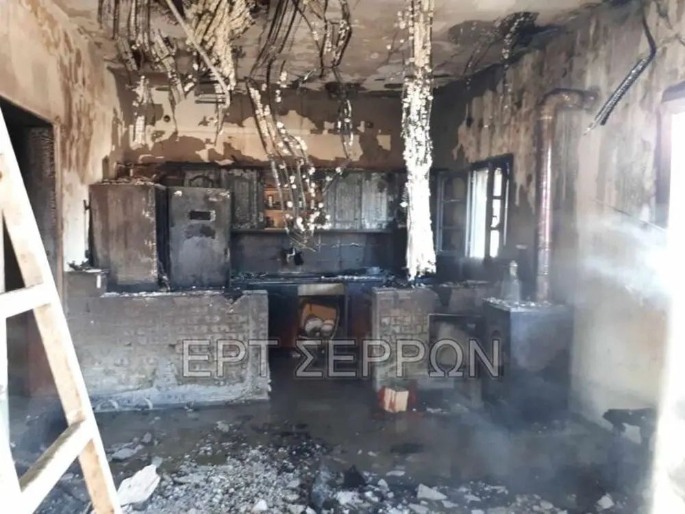 Φωτιά σε σπίτι στις Σέρρες - Προκλήθηκαν σοβαρές ζημιές - The Opinion