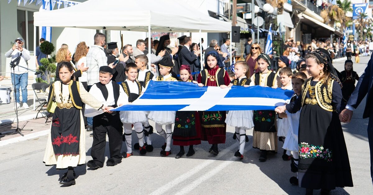 Με τρεις παρελάσεις γιορτάστηκε η Εθνική Επέτειος της 28ης Οκτωβρίου ...